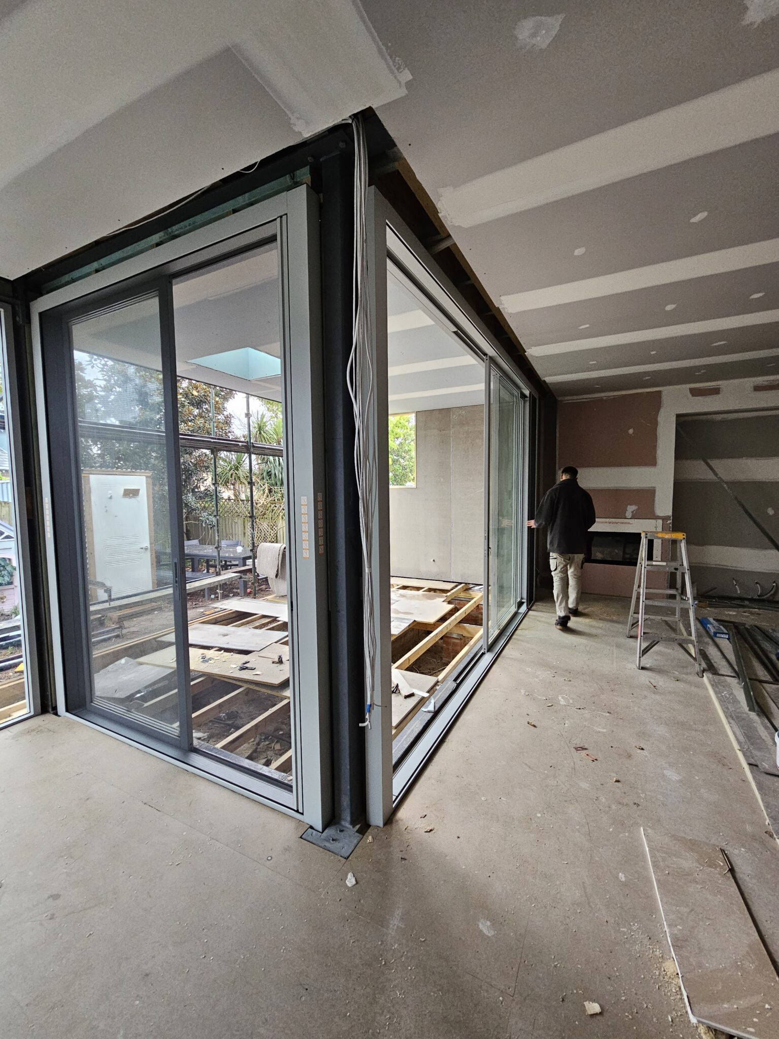 Centor Screens | Retractable Fly Screen Solutions by Volar Screens ...